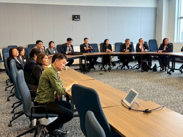 คณบดีคณะจิตวิทยา เข้าร่วมในโครงการ Big Fish ประจำไตรมาสที่ 3 ณ สหรัฐ ...